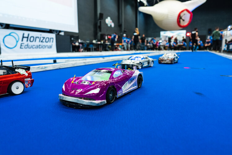 Horizon Educational - Hydrogen-powered racing returns to Slovakia!