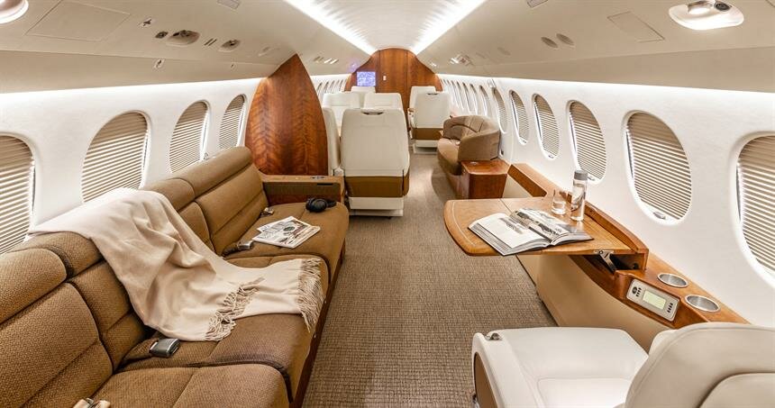 Falcon 7X | Heavy Jets - Icarus Aviation Group