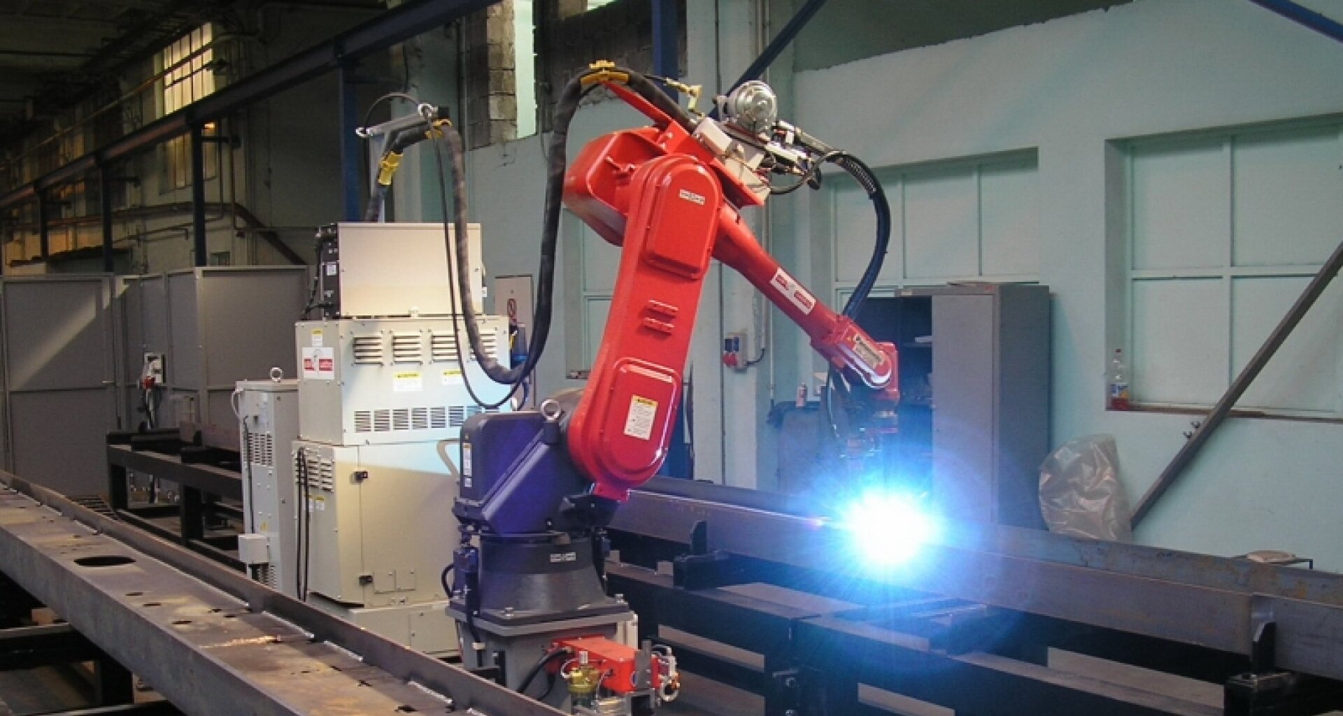 Panav | jedni z největších výrobců přívěsů a návěsů Jeden z největších ...